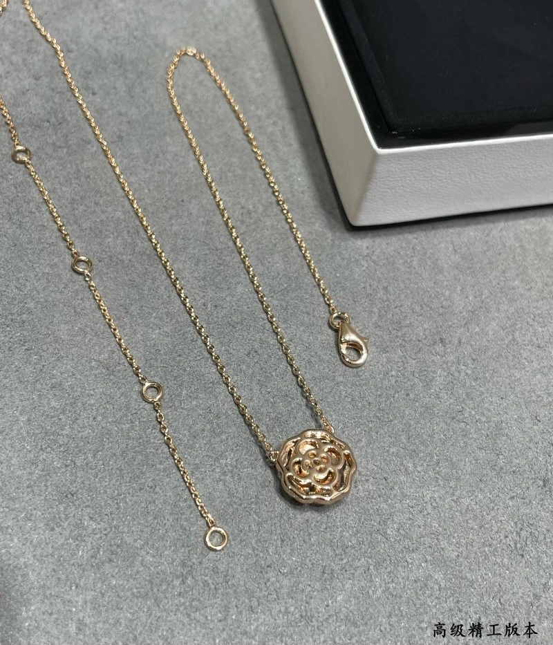 Accurate model Chanel Necklaces