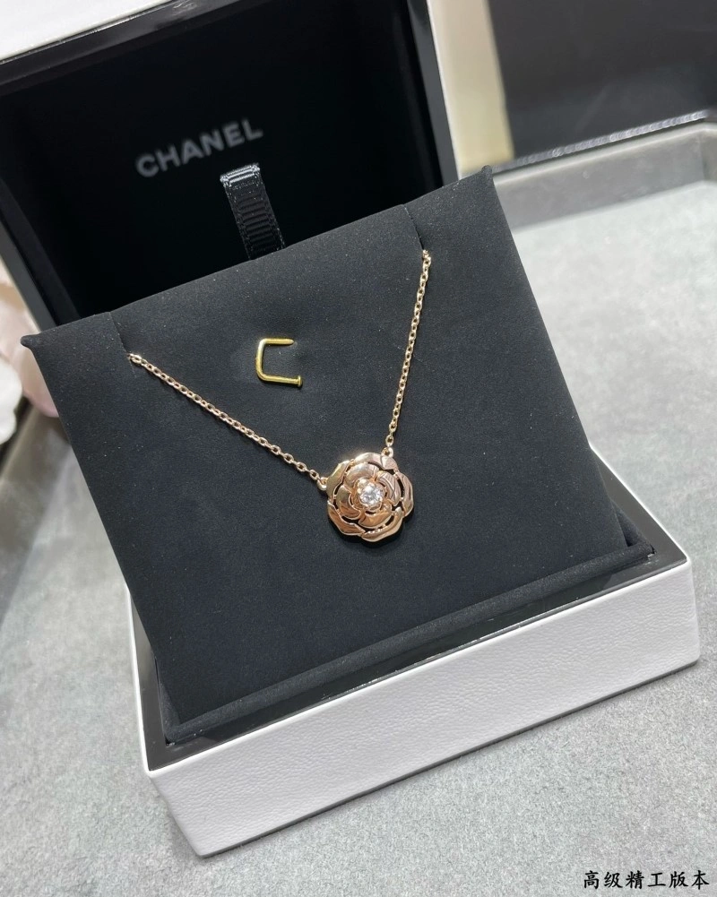 Accurate model Chanel Necklaces