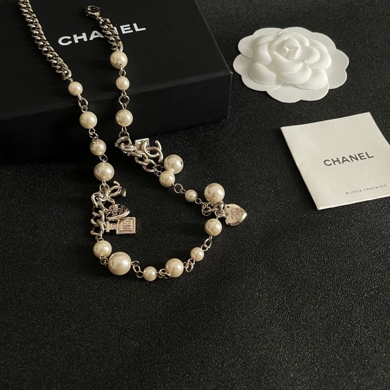 Cut-rate Chanel Necklaces