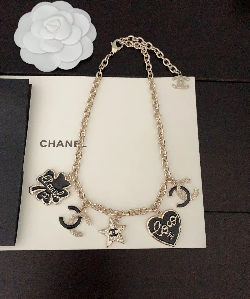 Accurate model Chanel Necklaces