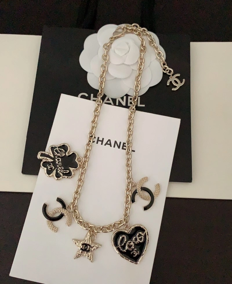 Accurate model Chanel Necklaces