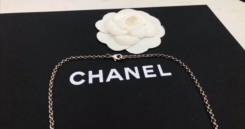 Top match Chanel Necklaces
