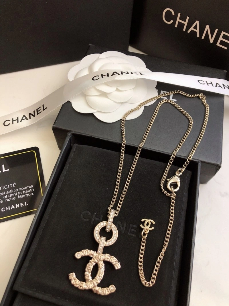 Original Chanel Necklaces