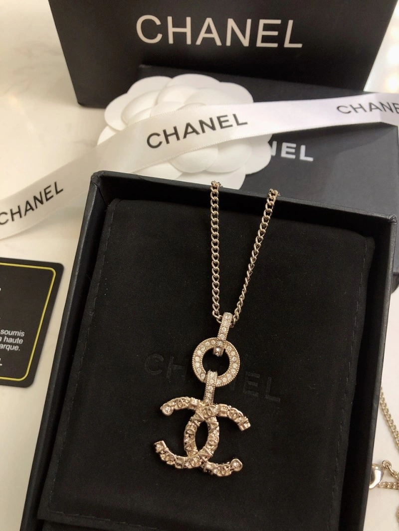 Original Chanel Necklaces