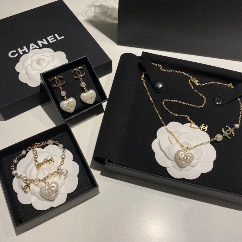 Discounted Chanel Necklaces