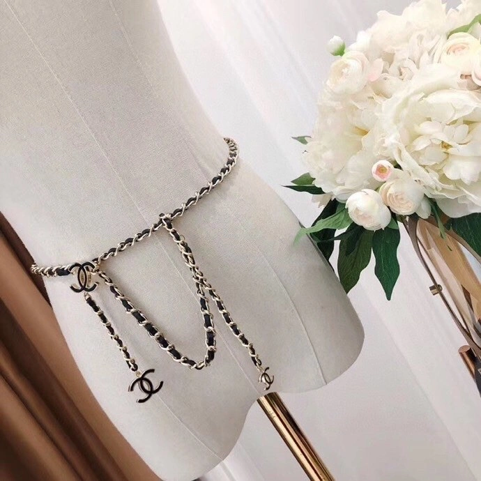 Top mirror Chanel Necklaces
