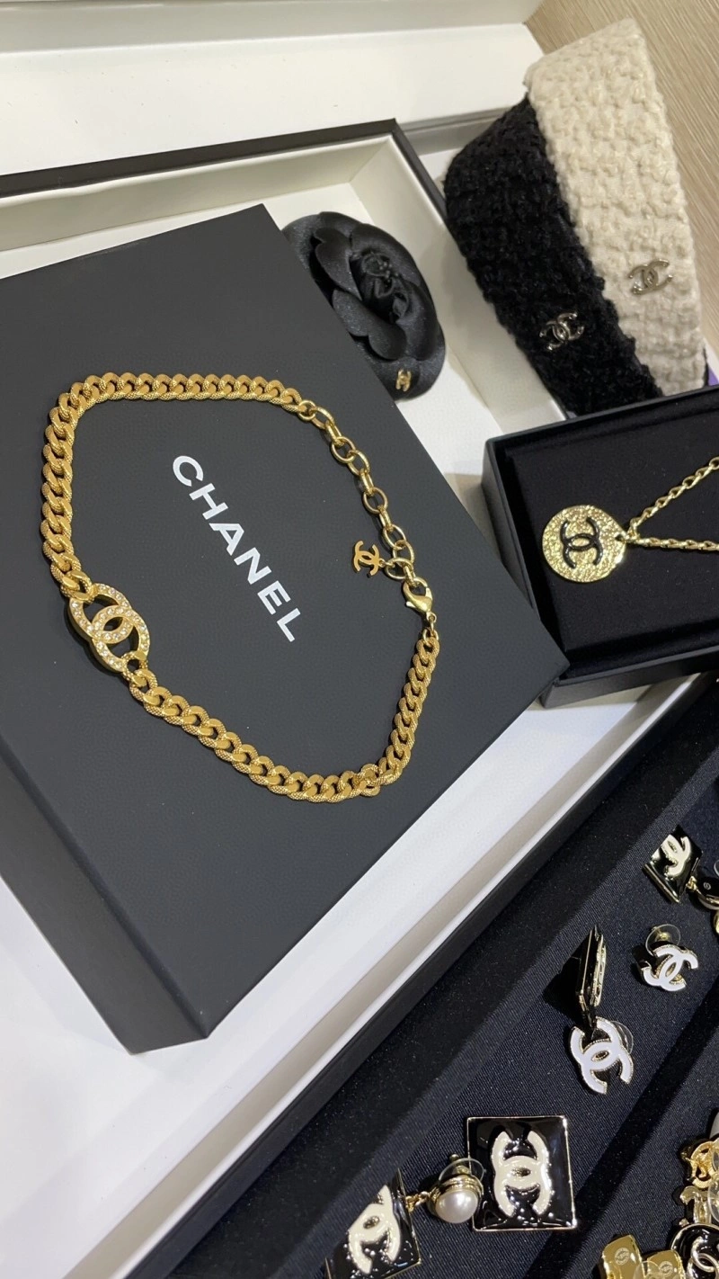 Brand-authenticated Chanel Necklaces