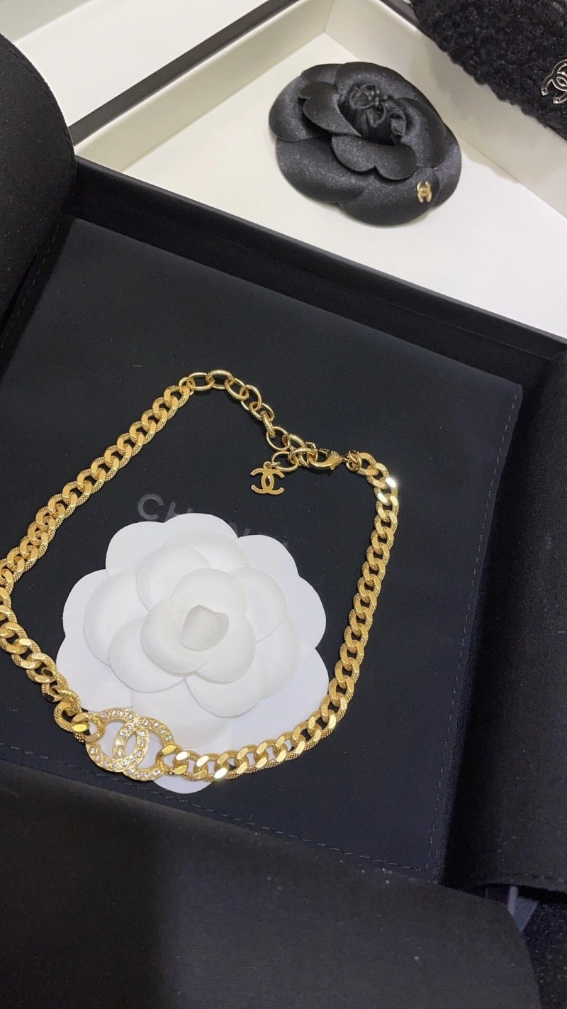 Brand-authenticated Chanel Necklaces