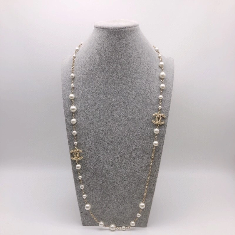 Bargain Chanel Necklaces
