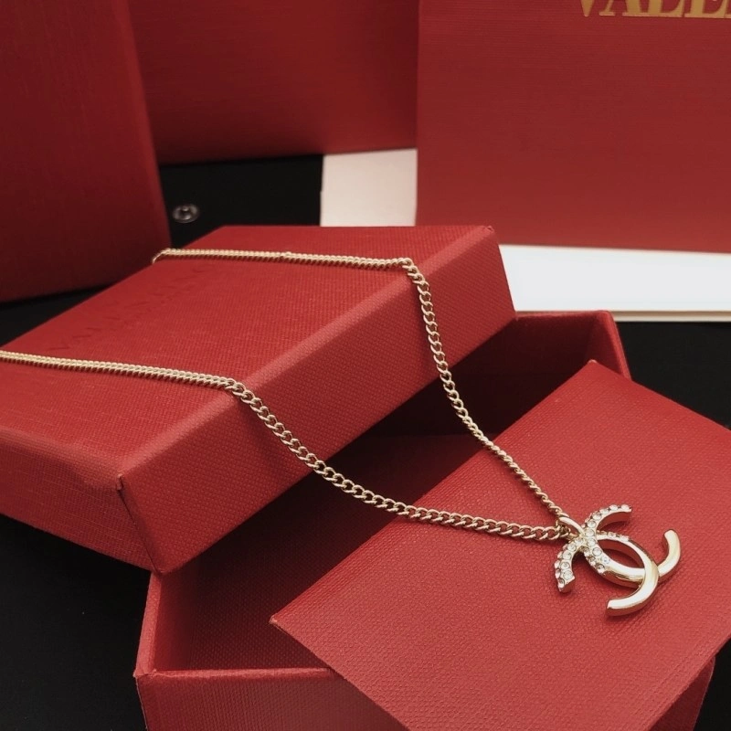 Inexpensive Chanel Necklaces