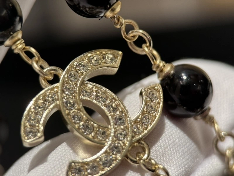 Top match Chanel Necklaces