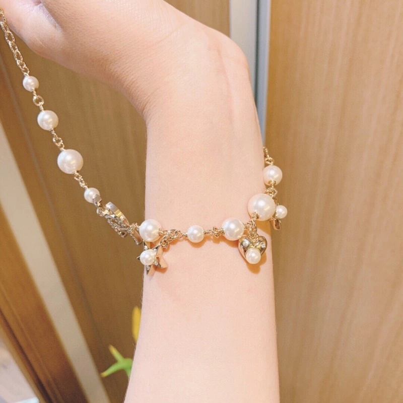 Value-priced Chanel Necklaces