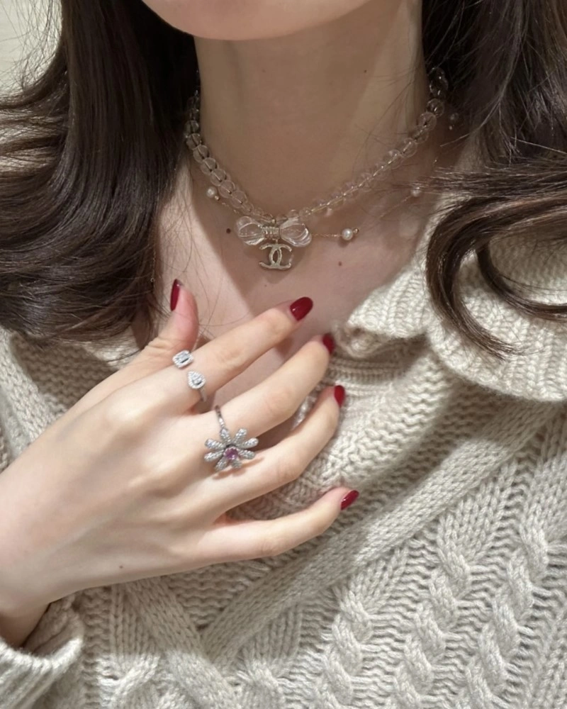 Top match Chanel Necklaces