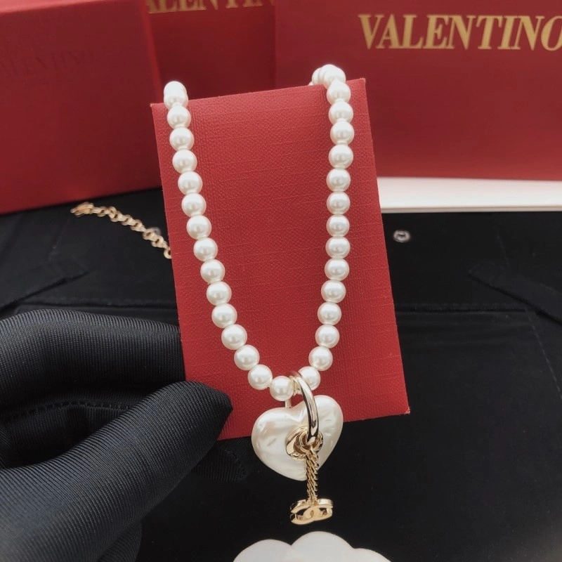 Brand-authenticated Chanel Necklaces