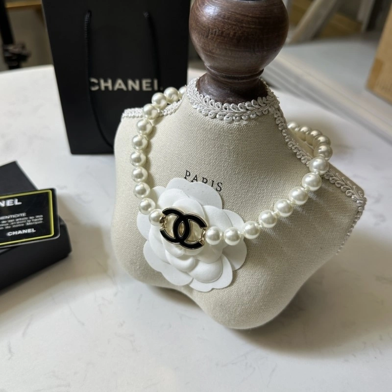 Low-cost Chanel Necklaces