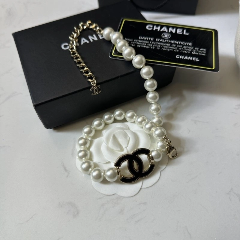 Low-cost Chanel Necklaces