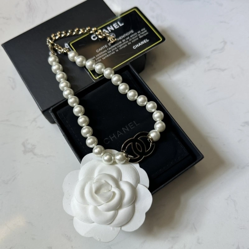 Low-cost Chanel Necklaces