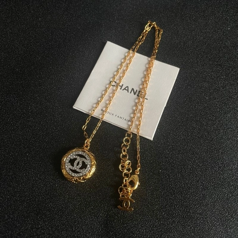 Value-priced Chanel Necklaces