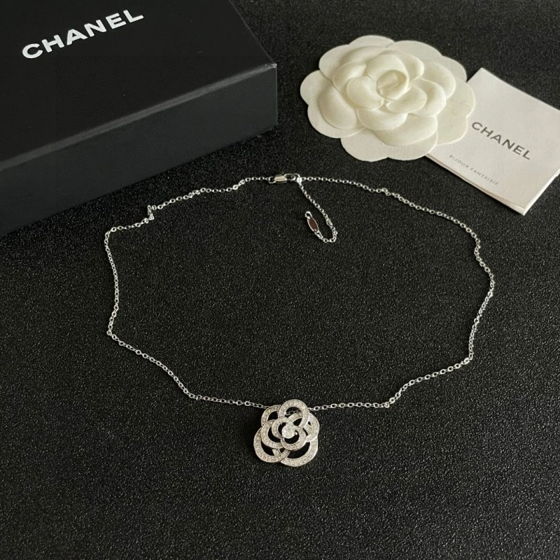 Indistinguishable Chanel Necklaces