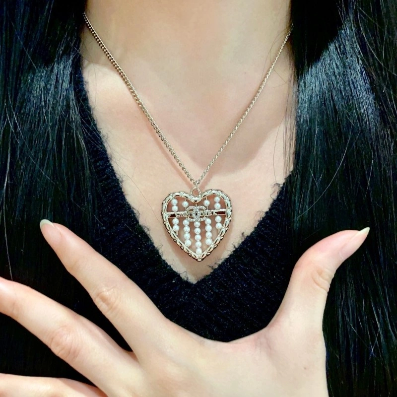 Brand-authenticated Chanel Necklaces