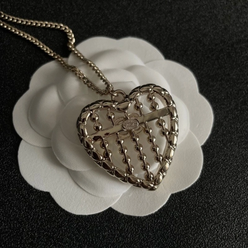 Brand-authenticated Chanel Necklaces