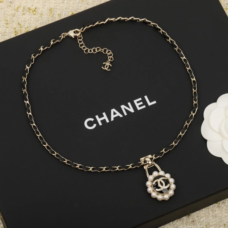 Low-cost Chanel Necklaces
