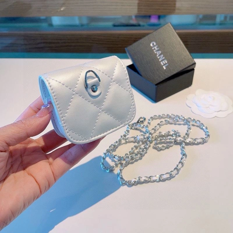 High accuracy Chanel Ornaments