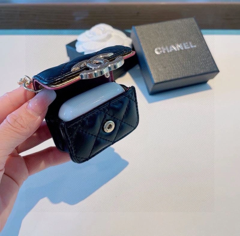 Accurate model Chanel Ornaments