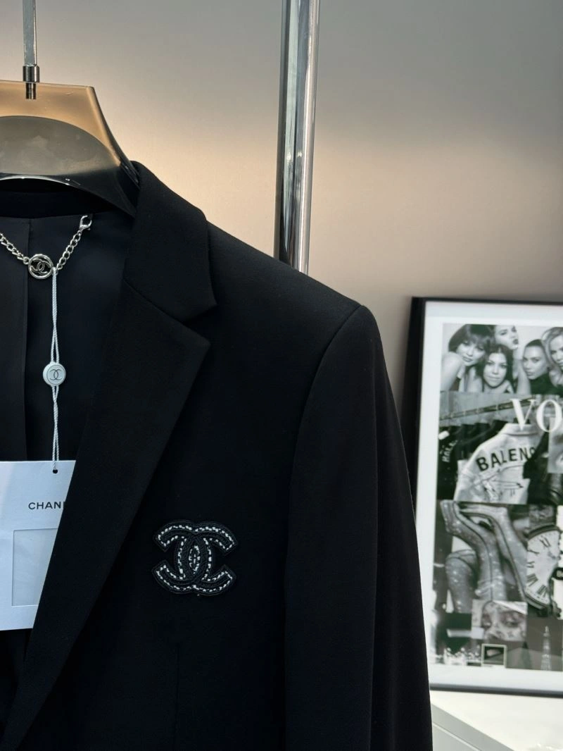 Exact replica Chanel Outwear