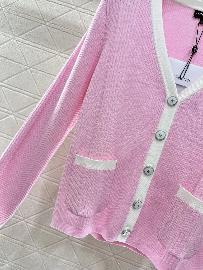 Top match Chanel Outwear