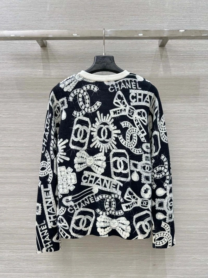 Exact replica Chanel Outwear