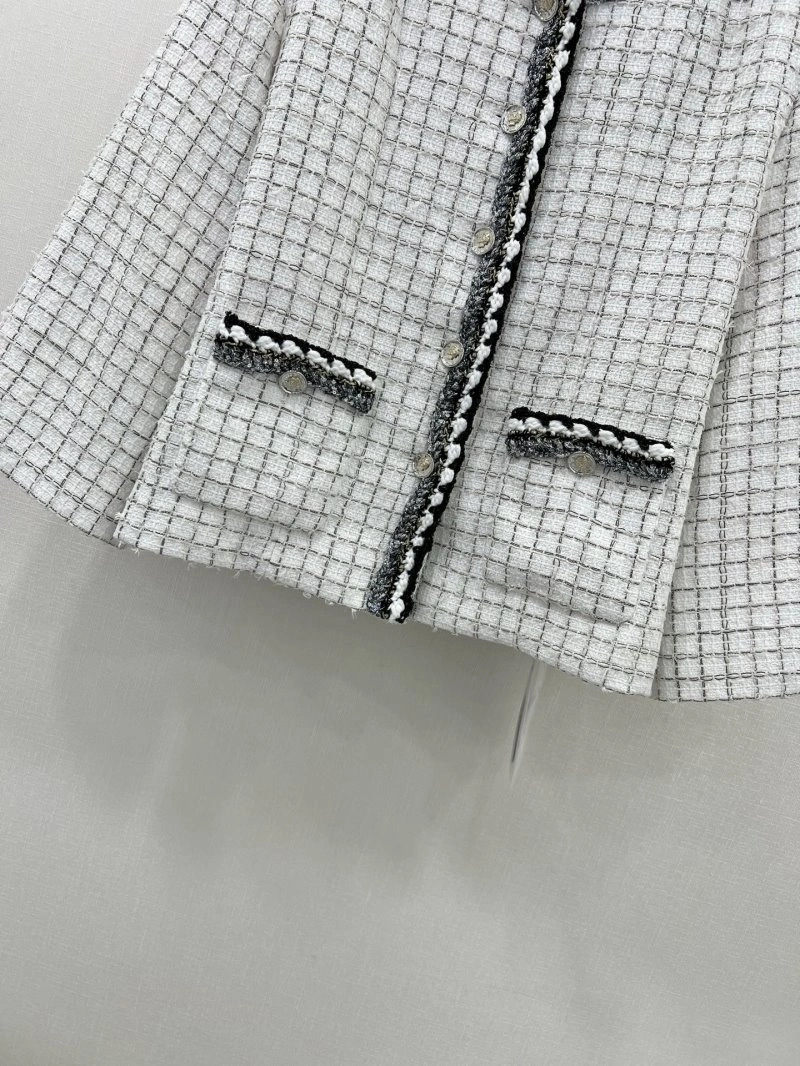 Accurate model Chanel Outwear