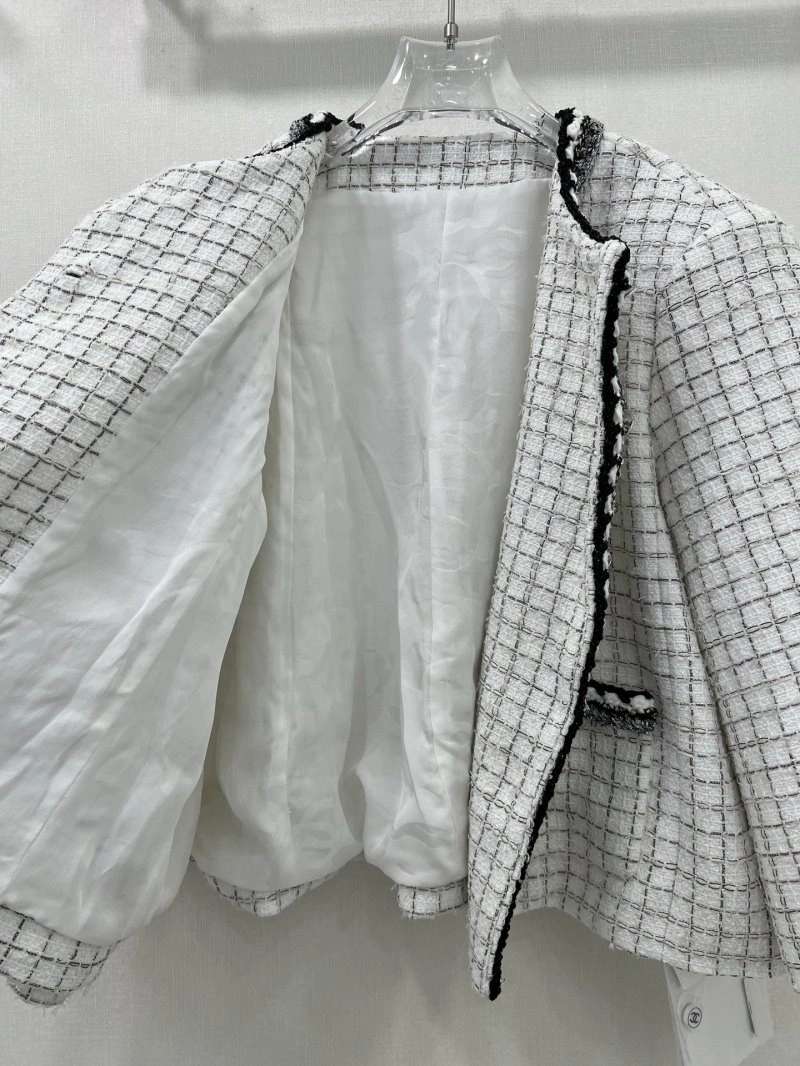 Accurate model Chanel Outwear