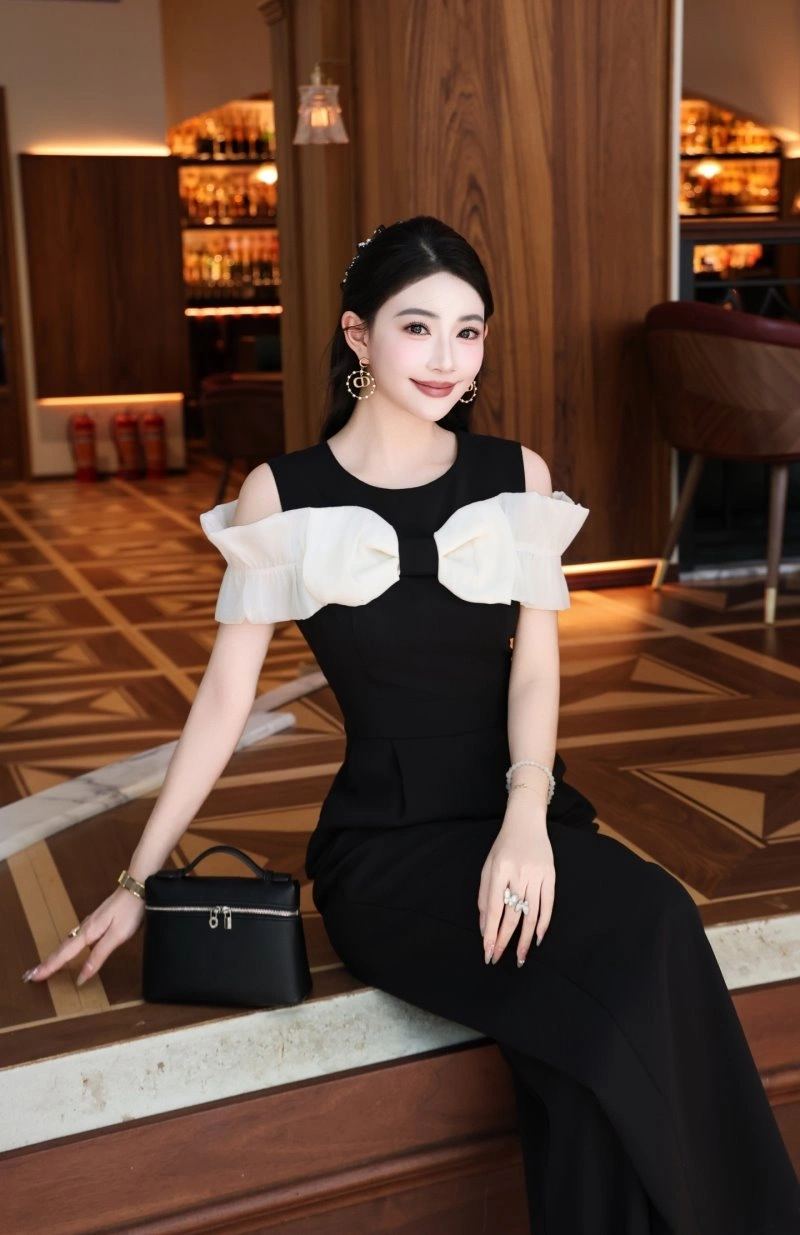 Official Chanel Outwear