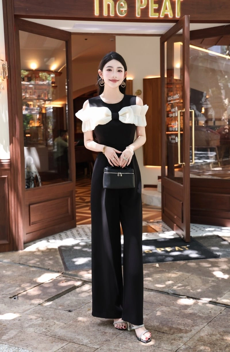 Official Chanel Outwear
