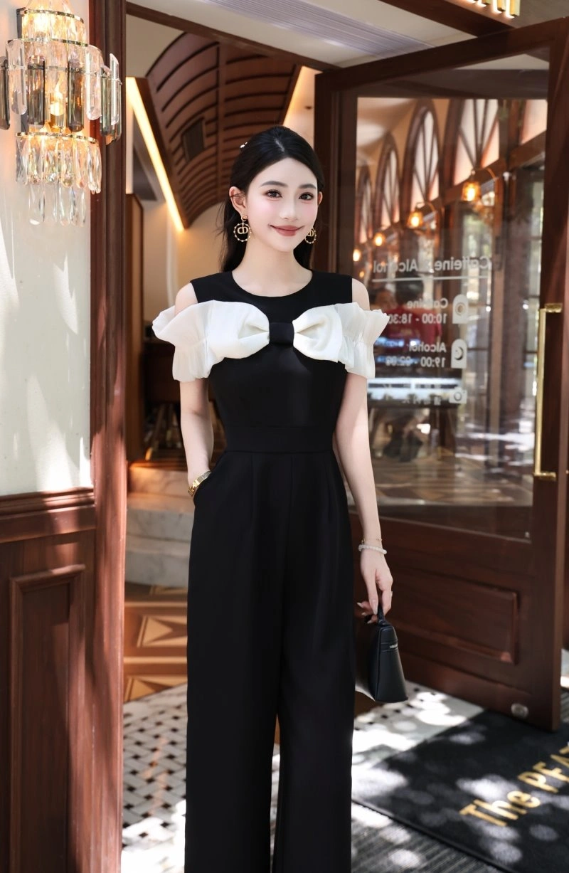Official Chanel Outwear