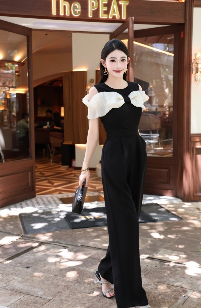 Official Chanel Outwear
