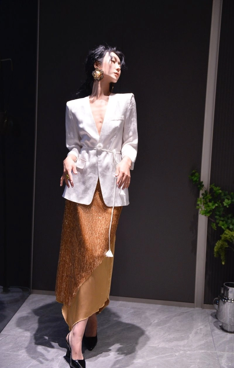 Legit Chanel Outwear