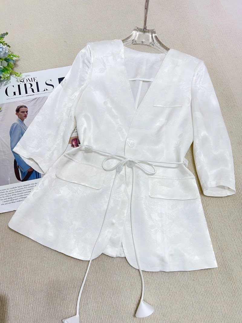 Legit Chanel Outwear