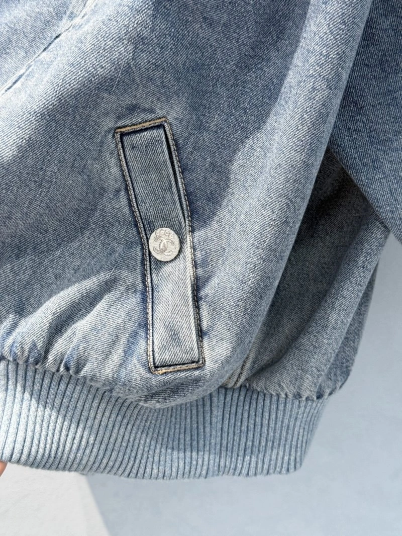 Top match Chanel Outwear