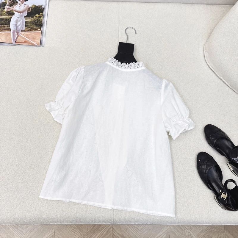 Bargain Chanel Outwear