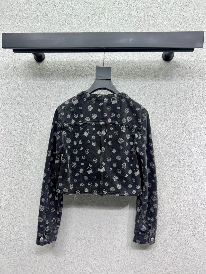 Official Chanel Outwear