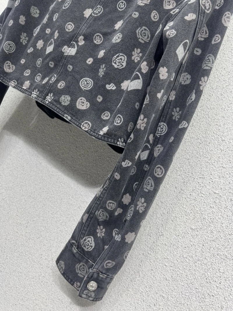 Official Chanel Outwear
