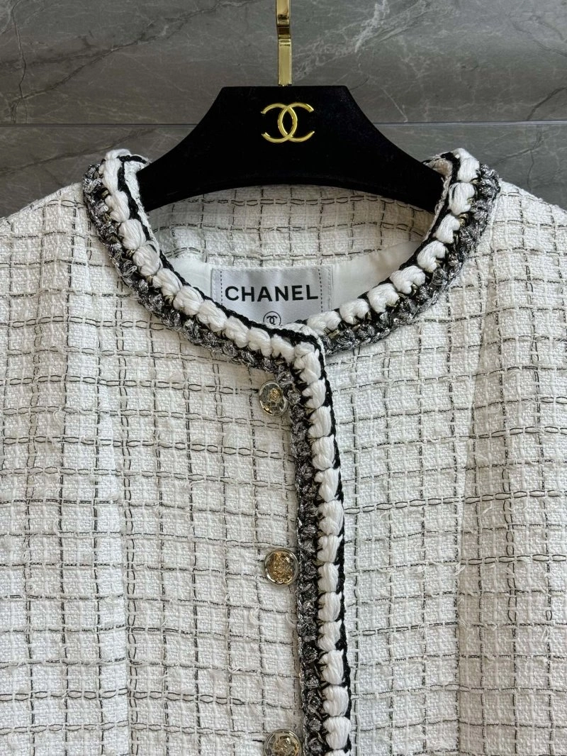 Precise copy Chanel Outwear