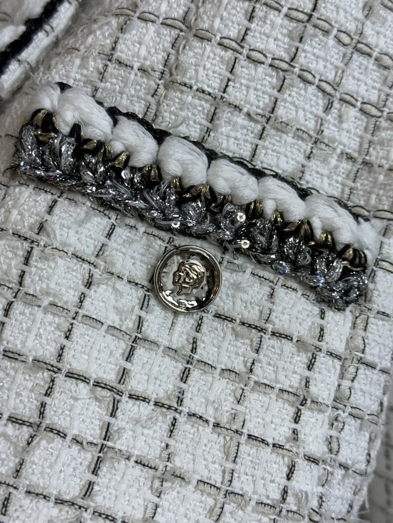 Precise copy Chanel Outwear