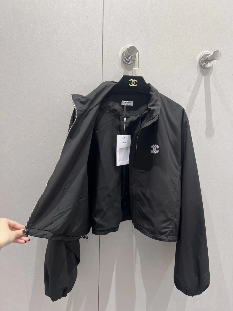 Top match Chanel Outwear
