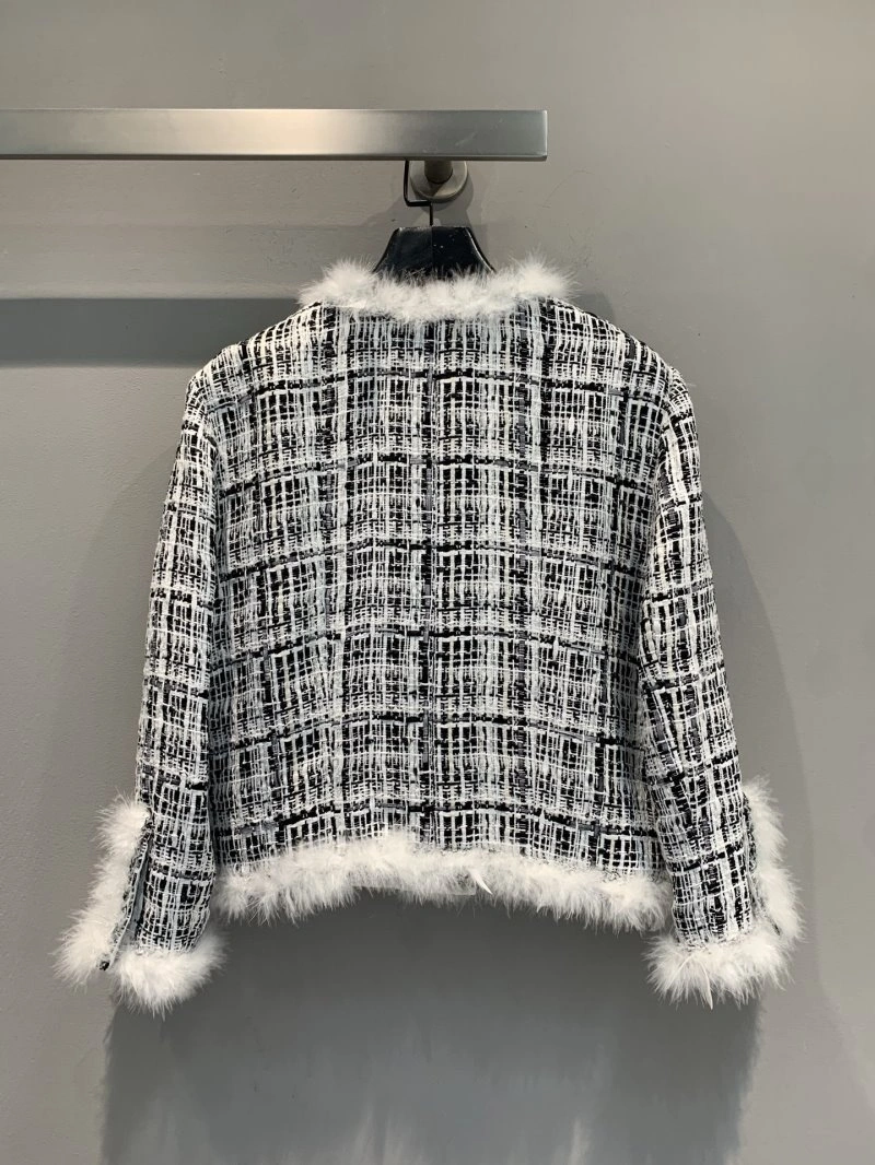 Bargain Chanel Outwear