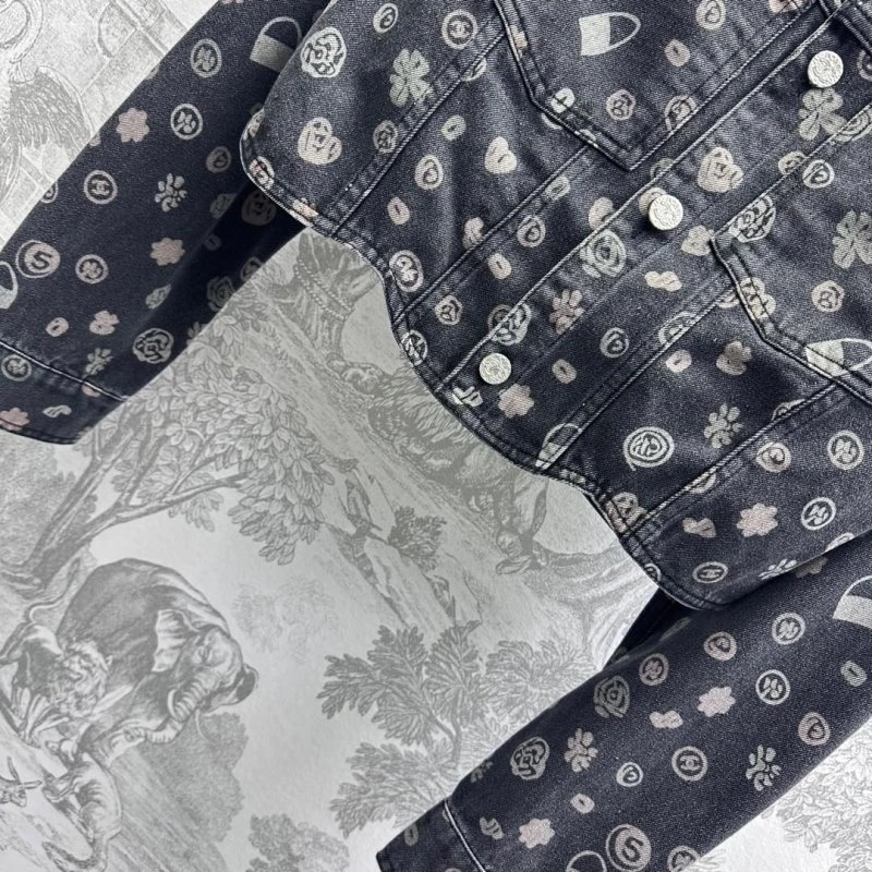 Original Chanel Outwear