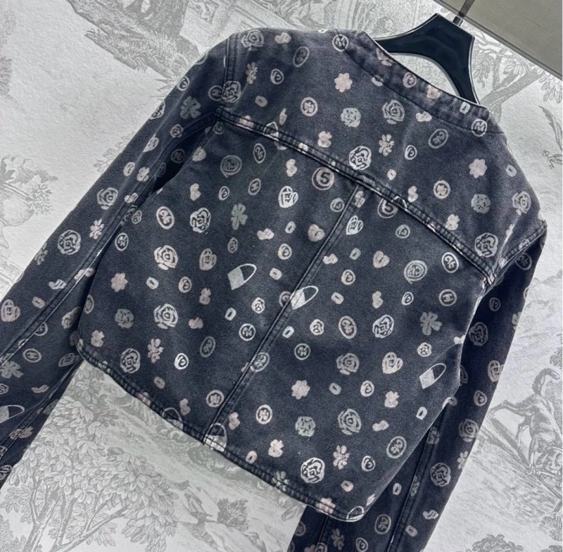 Original Chanel Outwear