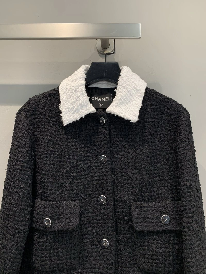 Legit Chanel Outwear